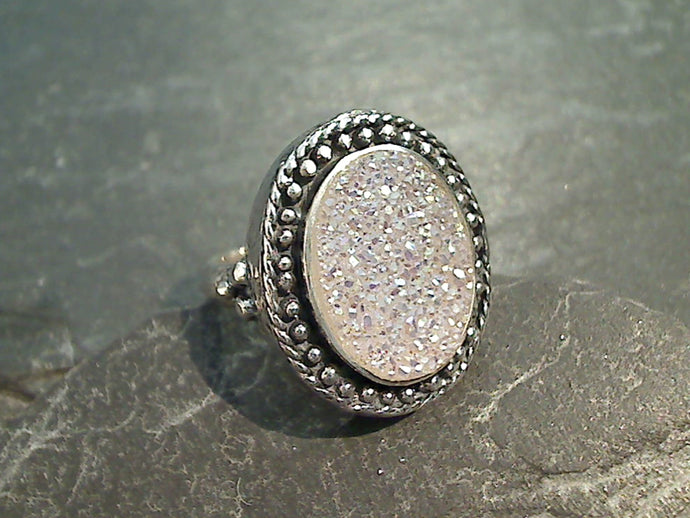 Druzy Quartz – The Mystic Jewel